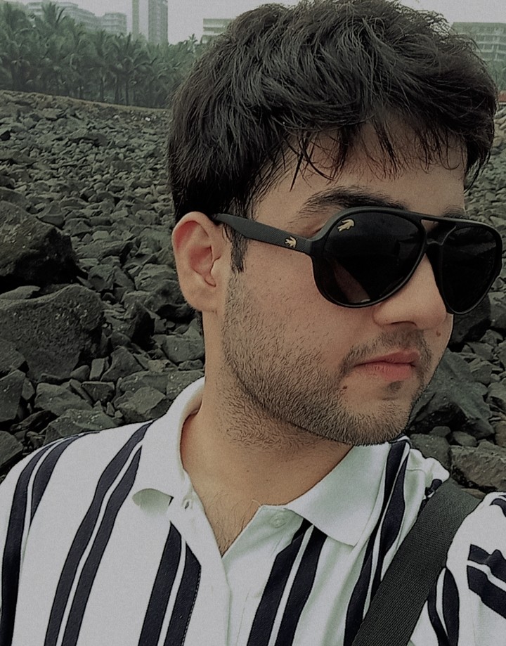 Yash Dubey - Frontend Developer | VS Code Themed Portfolio